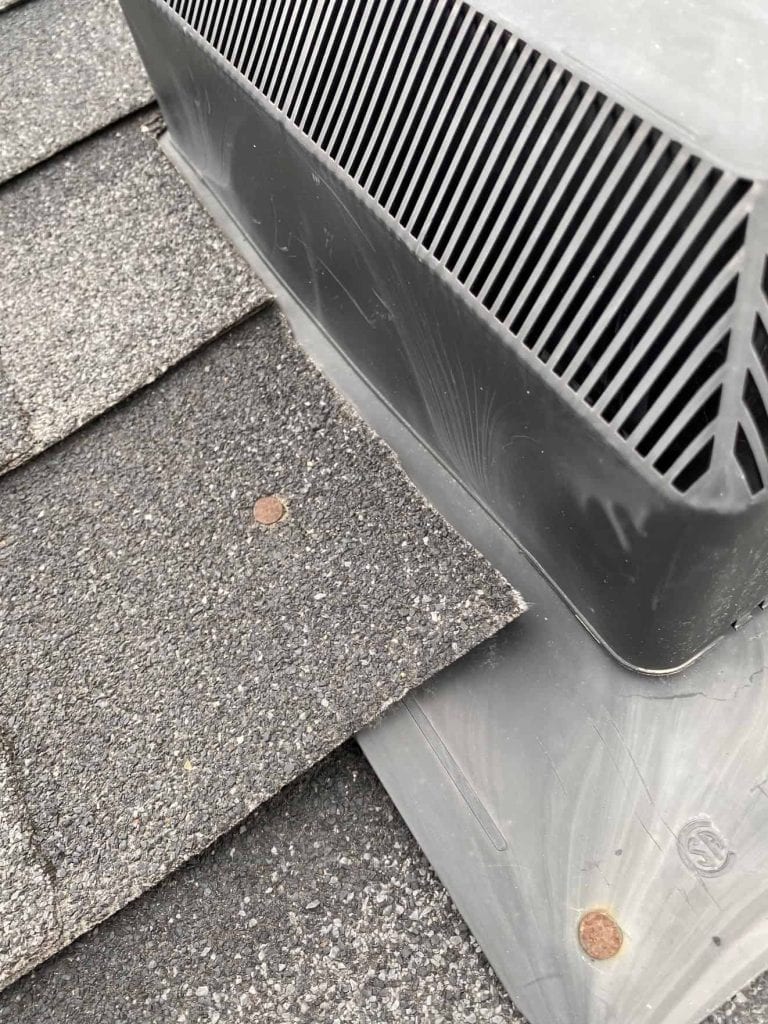 Signs of a Bad Roof Installation | W4SR